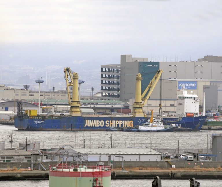 Jumbo Heavy Lifters - Shipping Today & Yesterday Magazine