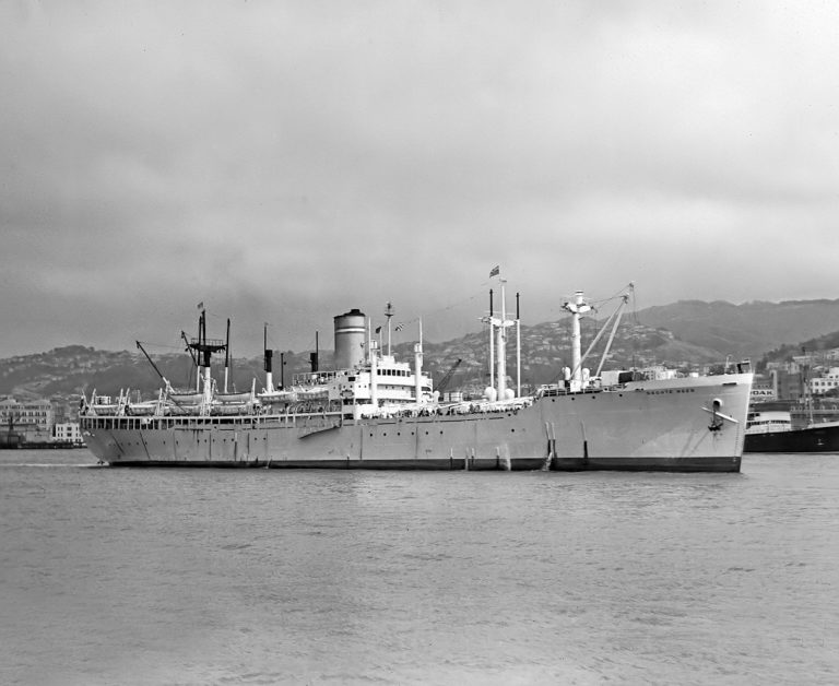 Groote Beer, Waterman and Zuiderkruis - Shipping Today & Yesterday Magazine